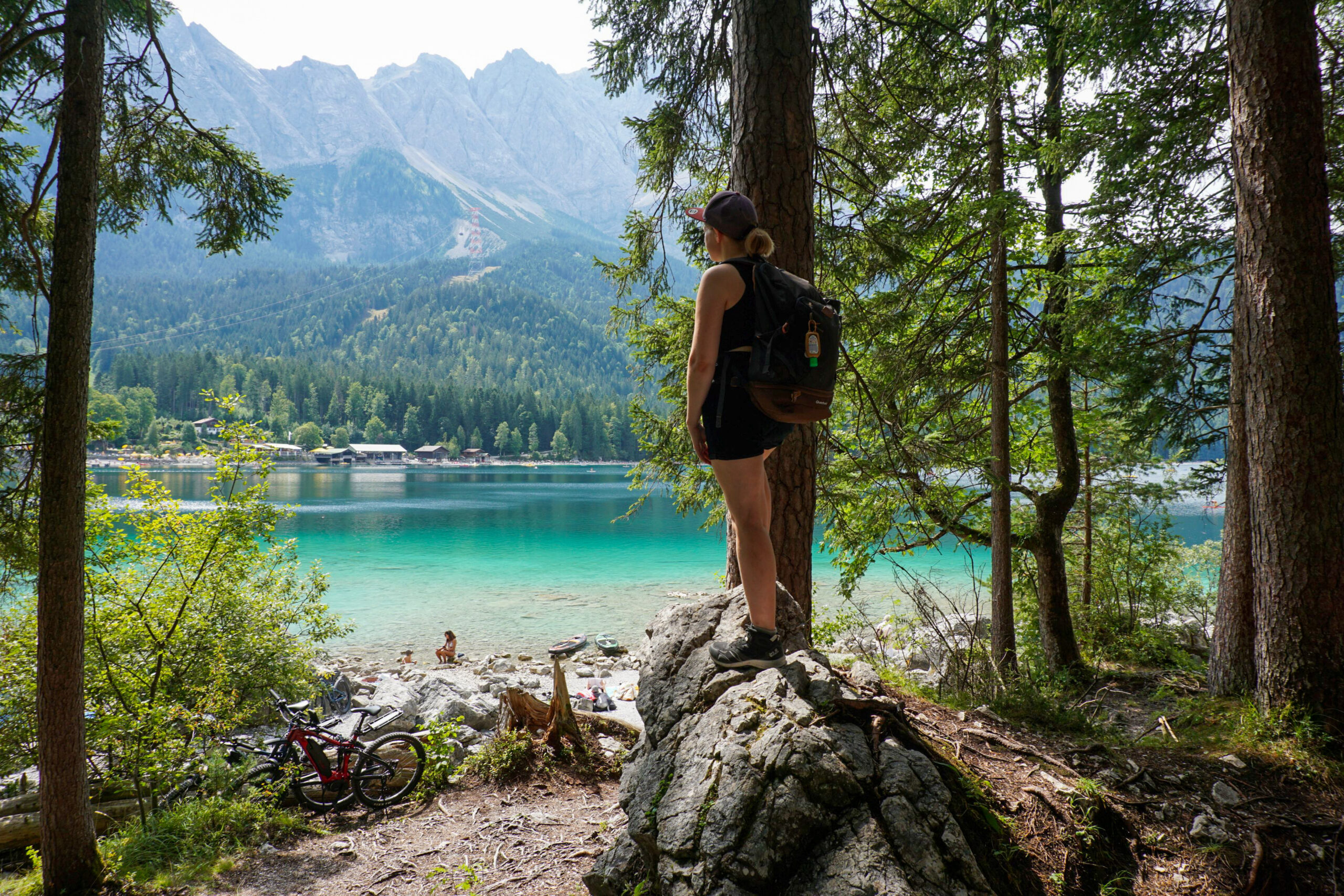 5 tips to avoid crowded places | My Travel Journal-Blog